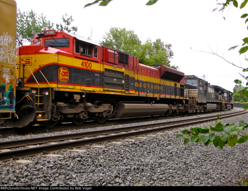 KCS 4100; NS 9166 and 9484